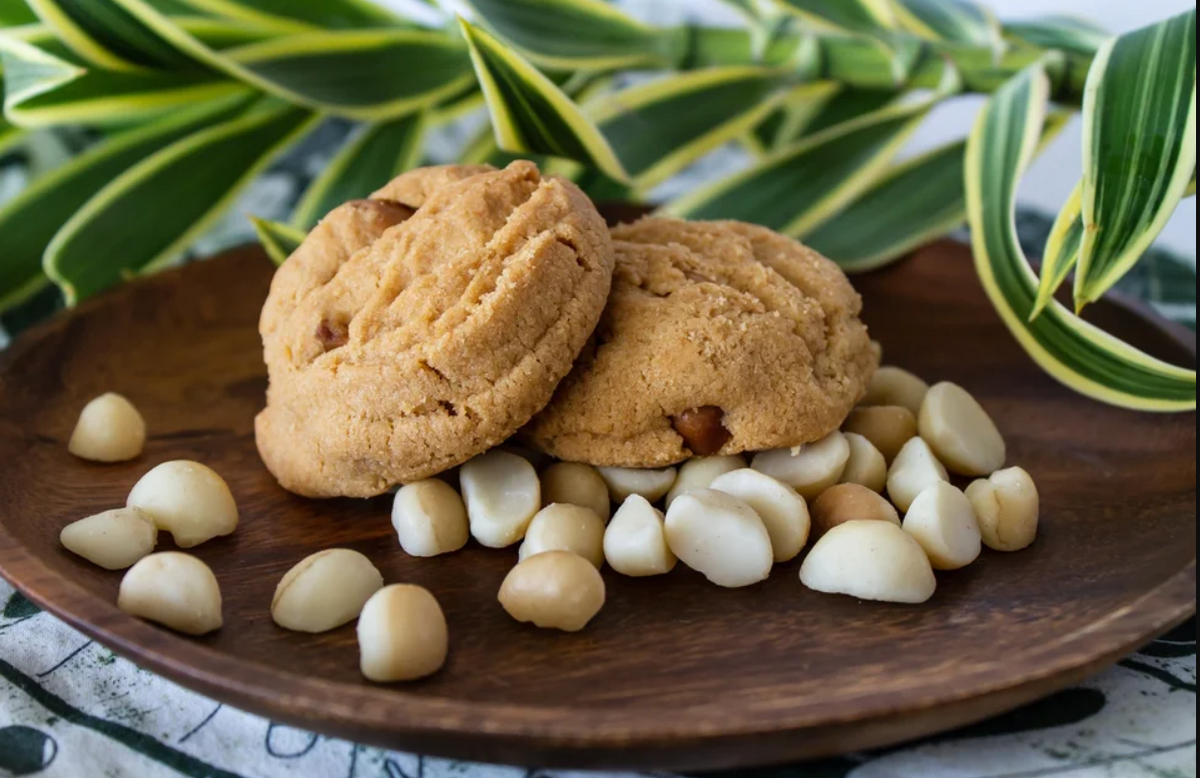 White Chocolate Chip Macadamia Shortbread Cookies (8oz Pouch) – Island ...